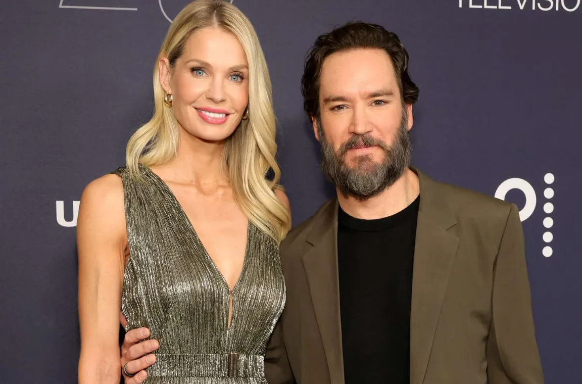 Mark Paul Gosselaar Wife, Age, Height, Weight, Net Worth, Career, And ...