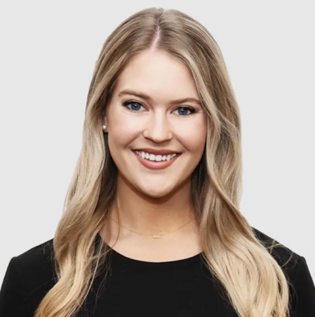 Cassie Carlson Age Explained: Life, Work, and Net Worth Breakdown ...